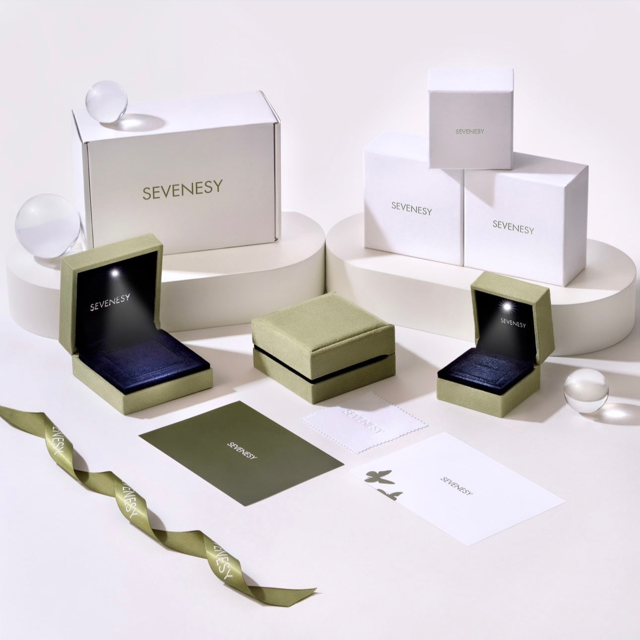 Deluxe Ring – SEVENESY